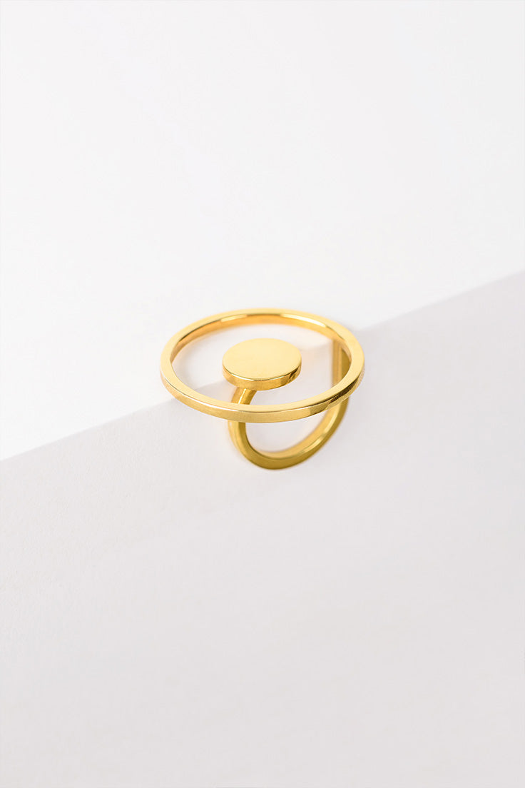 Golden ring with a unique design – Ki jewelry